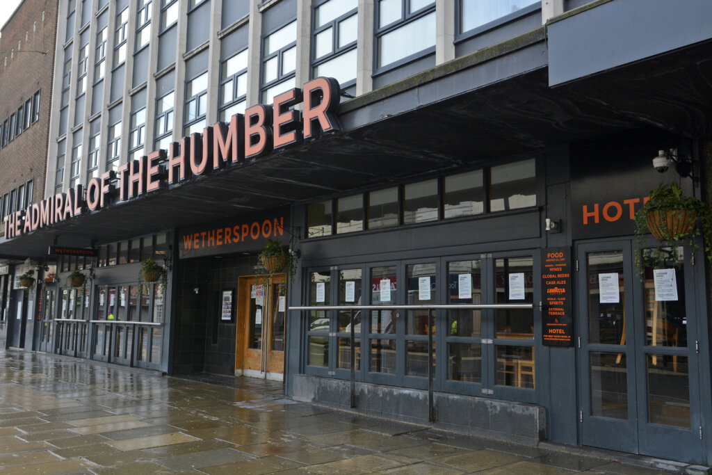 Wetherspoon Hotels | Kingston Upon Hull | The Admiral of the Humber