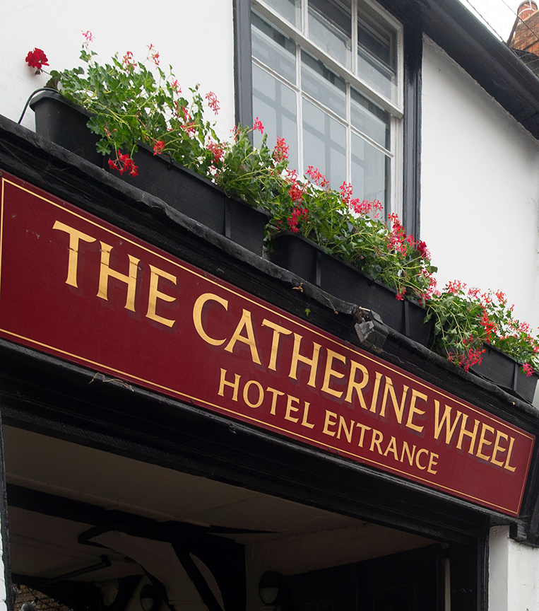 Wetherspoon Hotels | Henley-on-Thames | The Catherine Wheel